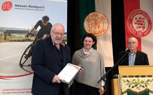 Führungswechsel und Ehrennadeln » Radsportnachrichten.com aus Mittelhessen